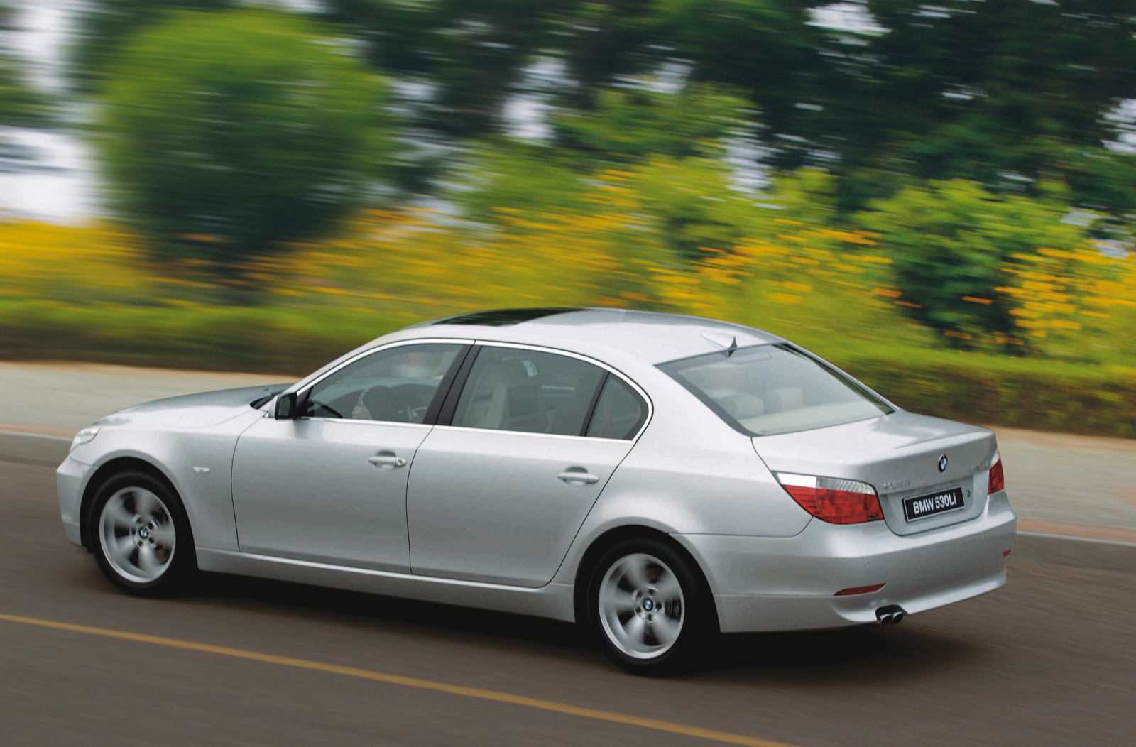 BMW 5 Series (E60) 525i (218 Hp) Automatic